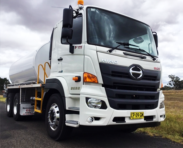 Machine Specifications - Water Trucks - Rollers Australia